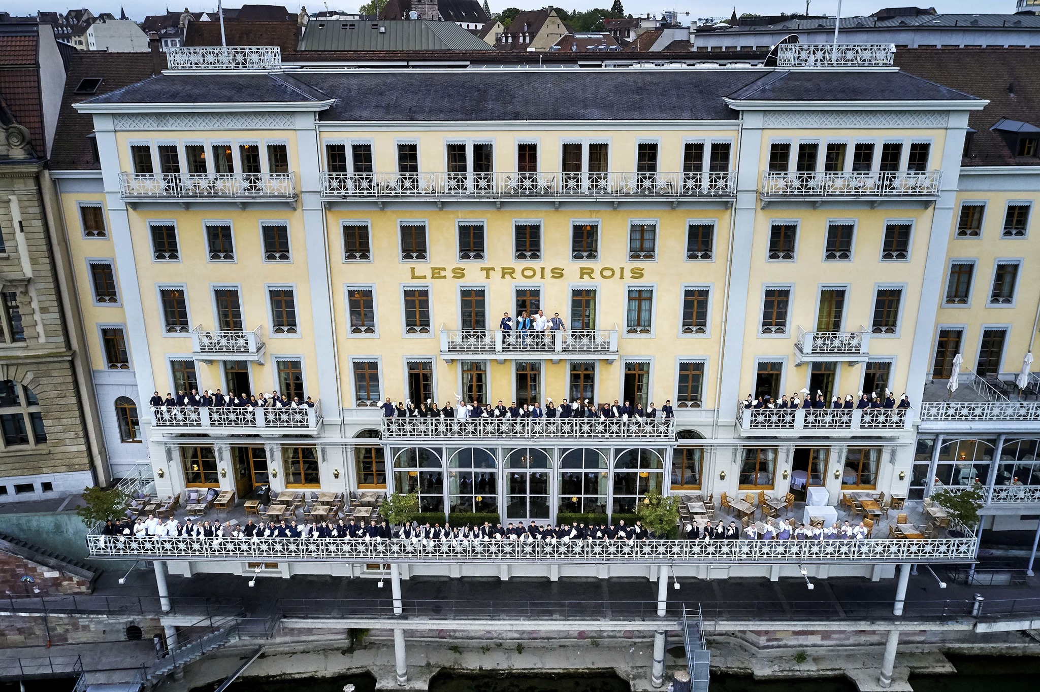 Das Trois Rois in Basel ist das Hotel des Jahres – Travel-Food-Art